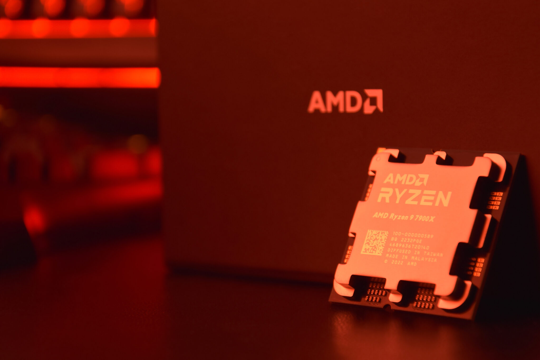 AMD Patches CPU Vulnerability That Could Break Confidential Computing ...